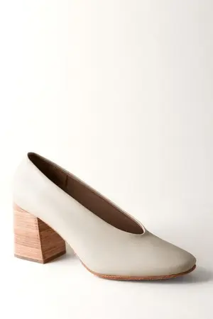 HUMA BLANCO Salvador Block Heel Pump - Bone