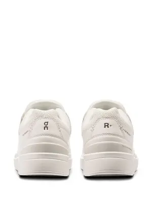 On The Roger Advantage Sneakers