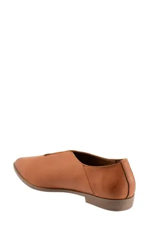 BUENO Berkley Pointed Toe Loafer - Dark Tan
