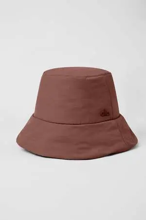 Alo Yoga Good Shade Puffer Bucket Hat - Chestnut