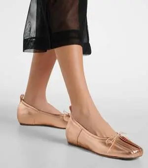Simone Rocha Classic Pleated Leather Ballet Flats - Beige