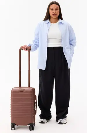 BEIS The Small Carry-on Roller Suitcase - Maple