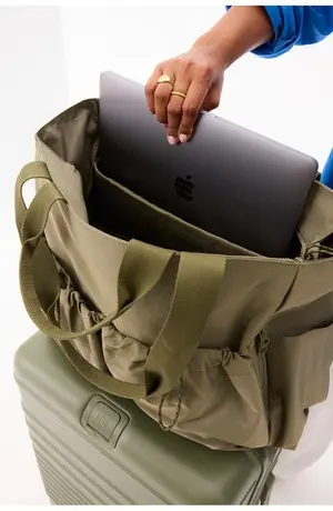 BEIS Sport Carryall Bag