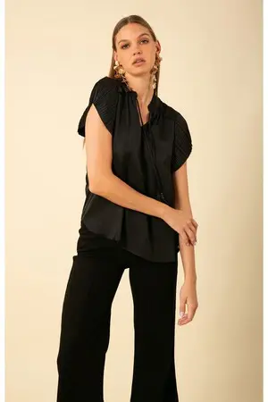 Hale Bob Black Tops