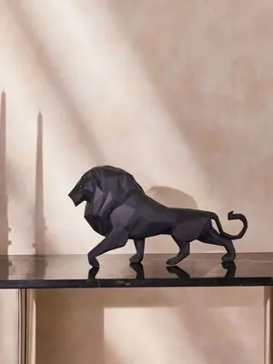 LLADRO Lion Sculpture