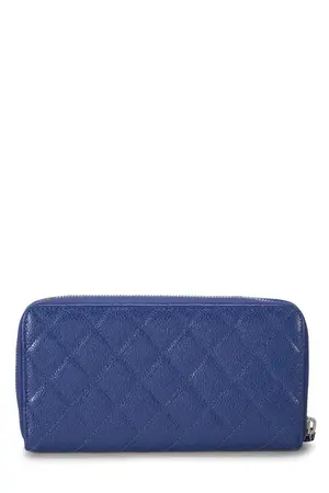 Chanel Quilted Caviar Zip Around Wallet - Blue