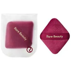 RARE BEAUTY BY SELENA GOMEZ Soft Touch Setting Powder And Baking Puff Duo - One-color