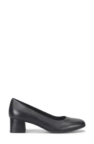 COMFORTIVA Peach Leather Pumps - Black