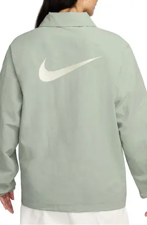 Nike Essential Water Repellent Oversize Jacket