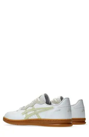 Asics Gender Inclusive Skyhand Og Sneaker - White/oyster White