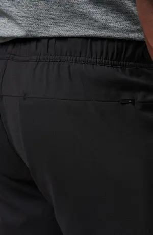 Travis Mathew Wanderlust Ripstop Shorts - Black