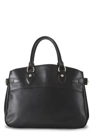 LOUIS VUITTON Epi Passy