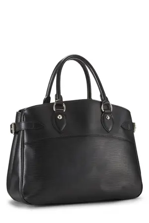 LOUIS VUITTON Epi Passy
