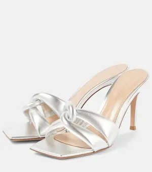 GIANVITO ROSSI Amour 90 Metallic Leather Mules - Silver