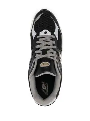NEW BALANCE 2002r Sneakers