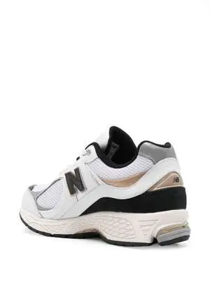 NEW BALANCE 2002r Sneakers - White