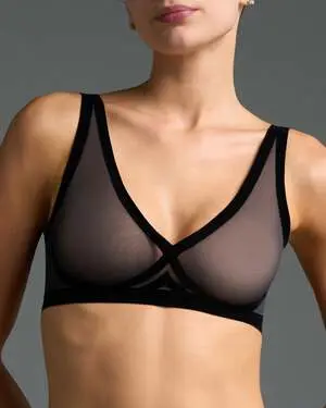 EBY Mesh Bralette, Seamless - Black