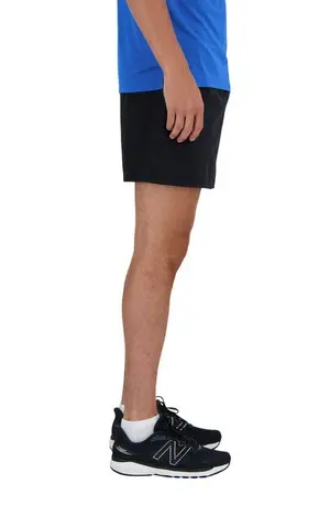 NEW BALANCE Sport Essentials Shorts