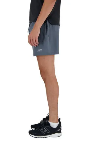 NEW BALANCE Sport Essentials Shorts - Graphite