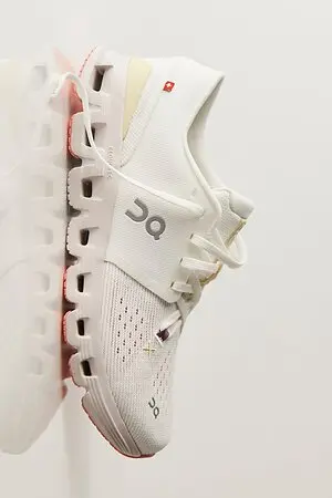 On Cloud X 4 Sneakers Ivory/sand