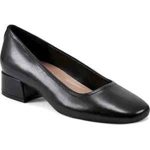 Easy Spirit Pointed Toe Pumps