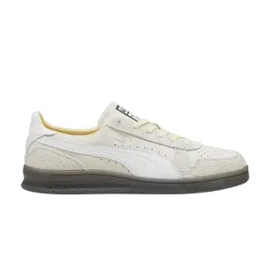 PUMA Indoor Premium Sneakers - Cream