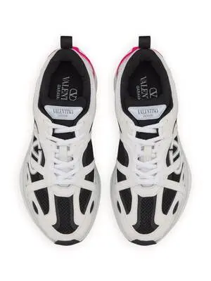 Valentino Garavani Vlogo Easyjog Sneakers - White