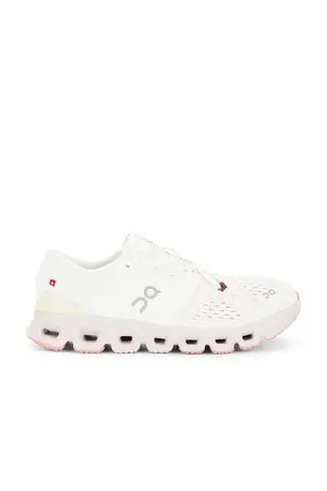 On X 4 Sneaker In Ivory