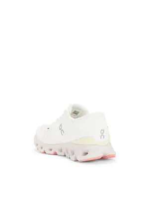 On X 4 Sneaker In Ivory