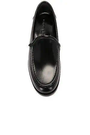 Manolo Blahnik Dineguardo Leather Loafer