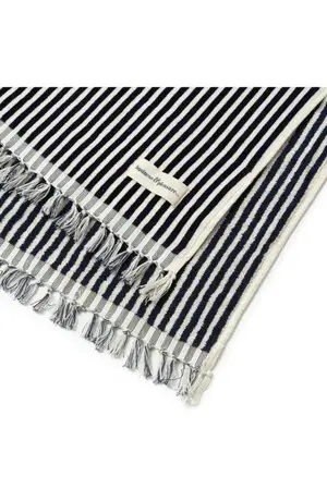 BUSINESS & PLEASURE The Beach Towel
