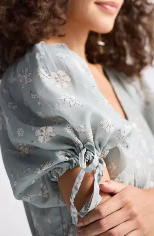 REISTOR Puff Sleeve Floral Midi Dress