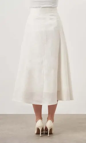 MIZALLE Pleated Midi Skirt