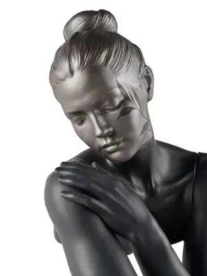 LLADRO Reflections Of Nature Her Sculpture