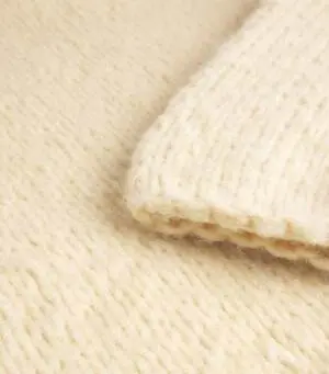 THE ROW Helfi Cashmere Sweater