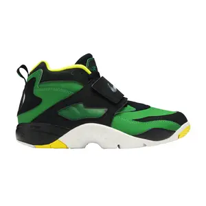 Nike Air Diamond Turf 'Oregon Ducks' Sneakers Green