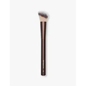 Hourglass Blush Brush