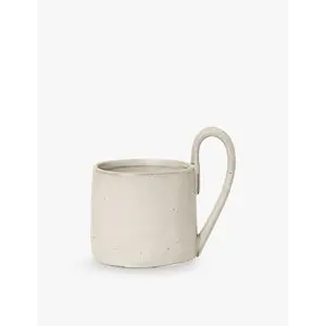 FERM LIVING Flow Porcelain Mug 360ml - Off-white Speckle