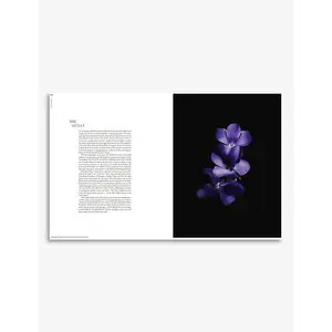 THAMES & HUDSON Dior In Bloom Hardcover Book