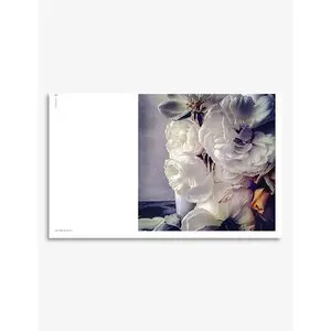 THAMES & HUDSON Dior In Bloom Hardcover Book