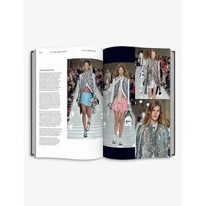 THAMES & HUDSON Louis Vuitton Catwalk Book