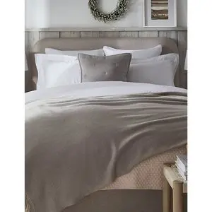 THE WHITE COMPANY Fringe-trim Lightweight Recycled Cashmere-blend Throw