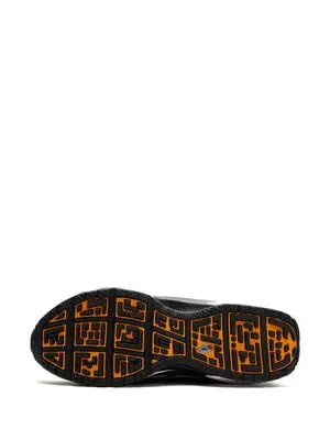 Nike Air Max Sunder Sneakers