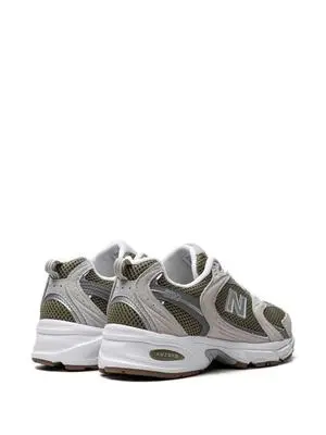 NEW BALANCE 530 Sneakers - Green