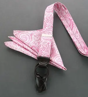 Trafalgar Sobee Paisley Silk Brace And Pocket Square Set - Pink