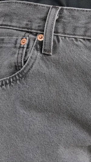 LEVI'S 501 Original Straight Leg Jeans - Walk Down Broadway