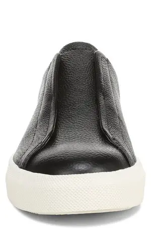 Vince Lakewood Slip-on Sneakers - Black