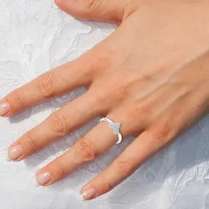 LUVMYJEWELRY Skyscraper Triangle Diamond Ring