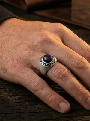 LUVMYJEWELRY Sterling Signet Ring