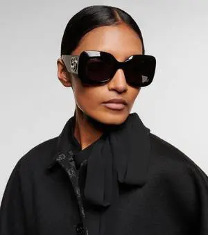Gucci Fifth Avenue Oversized Sunglasses - Black